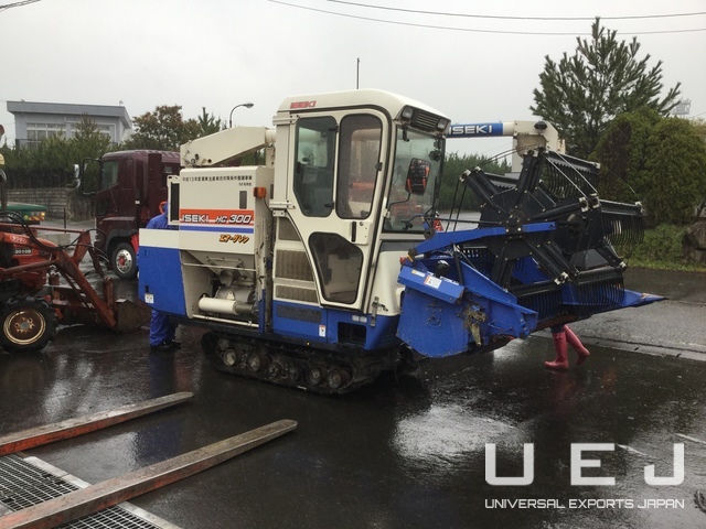 COMBINE ISEKI HC300G-CR ( Combine Harvesters Iseki ) || UEJ Co. Ltd ...