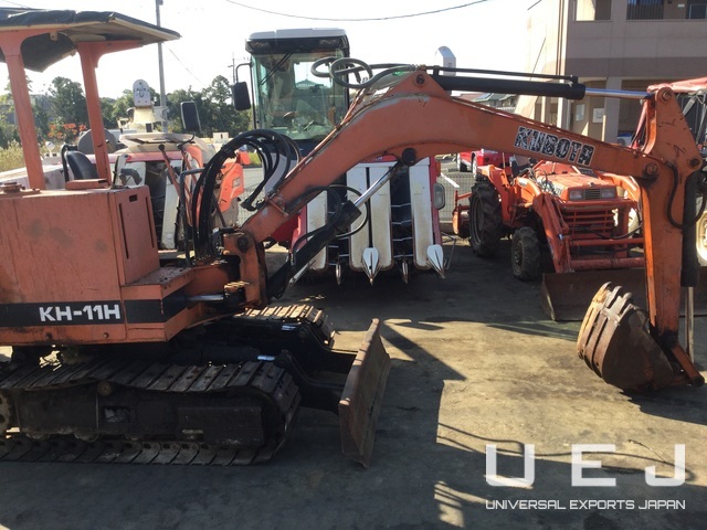 EXCAVATOR KUBOTA KH-11 ( ユンボ Kubota ) || UEJ Co. Ltd. || 福岡で重機・トラクター買取は ...