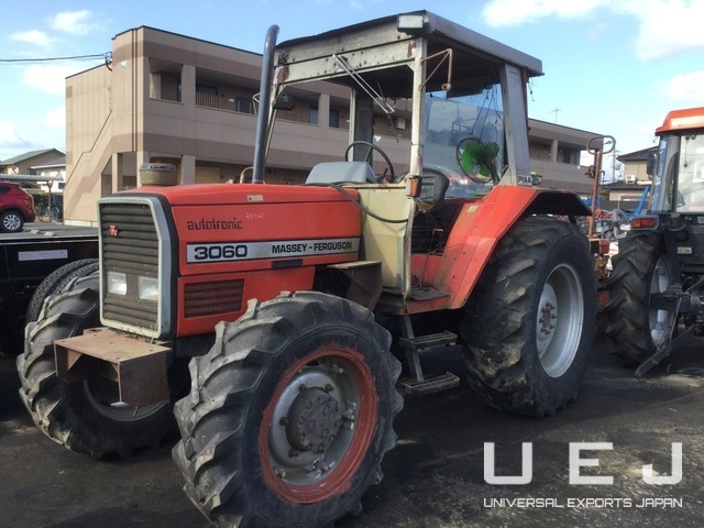 TRACTOR MASSEY FERGUSON MF3060 ( トラクター Massey Ferguson ) || UEJ Co. Ltd ...